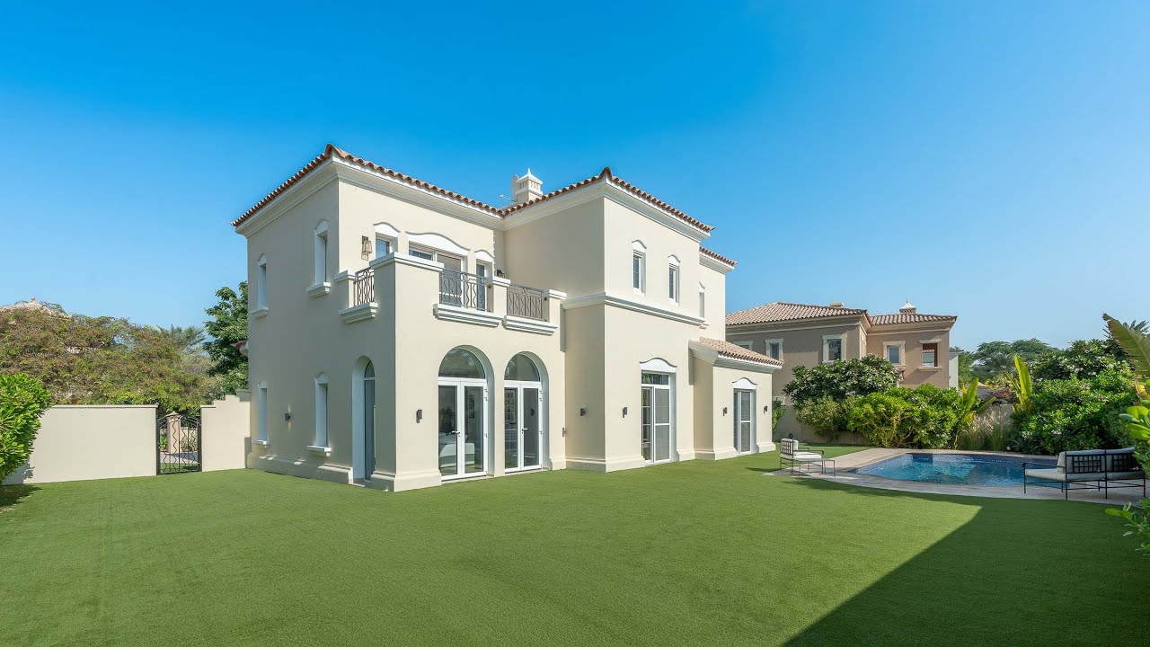 Rare Single-Row Villa in Alvorada - YouTube