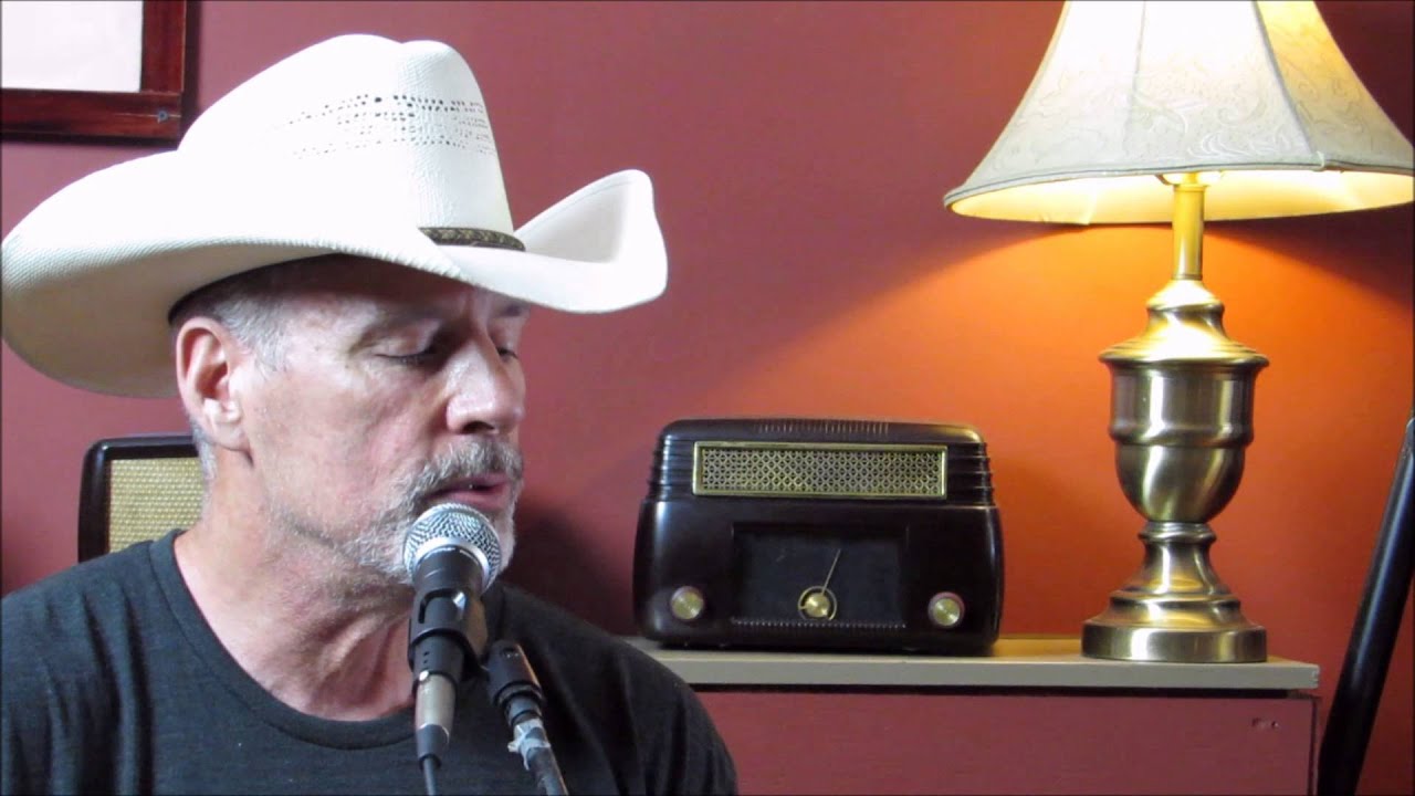 Bryan Kennedy performs Rainbows Inn - YouTube