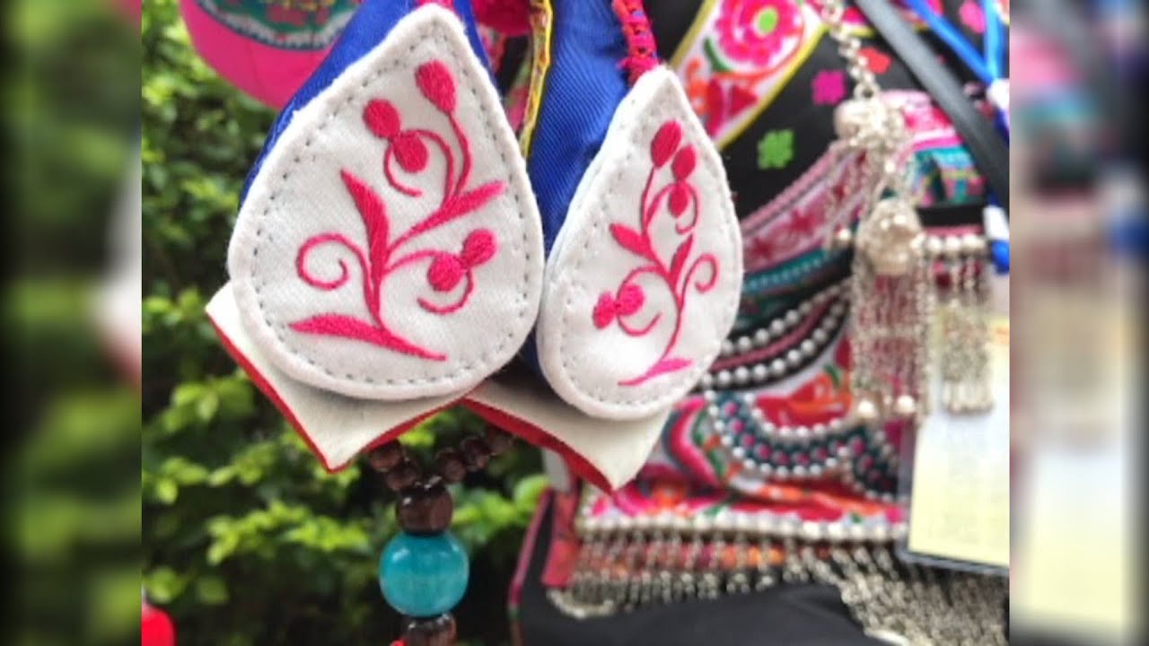 Exquisite Yi ethnic embroidery in SW China - YouTube