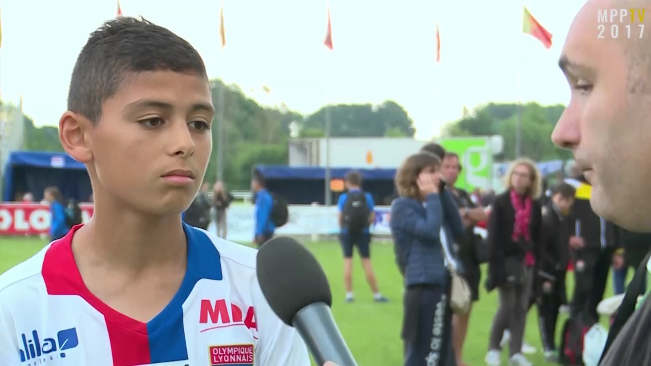 Interview de Marouane, capitaine de l'équipe de l'Olympique Lyonnais ...
