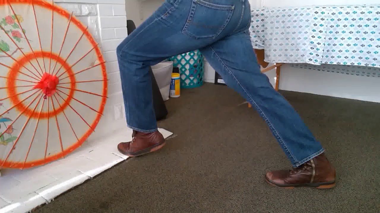 Standing Calf Stretch with Isolation - YouTube
