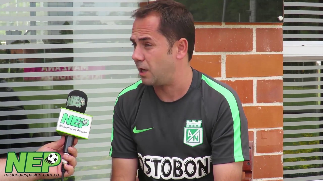 Íñigo Domínguez:"Sueño con dar la vuelta en Nacional"... - YouTube