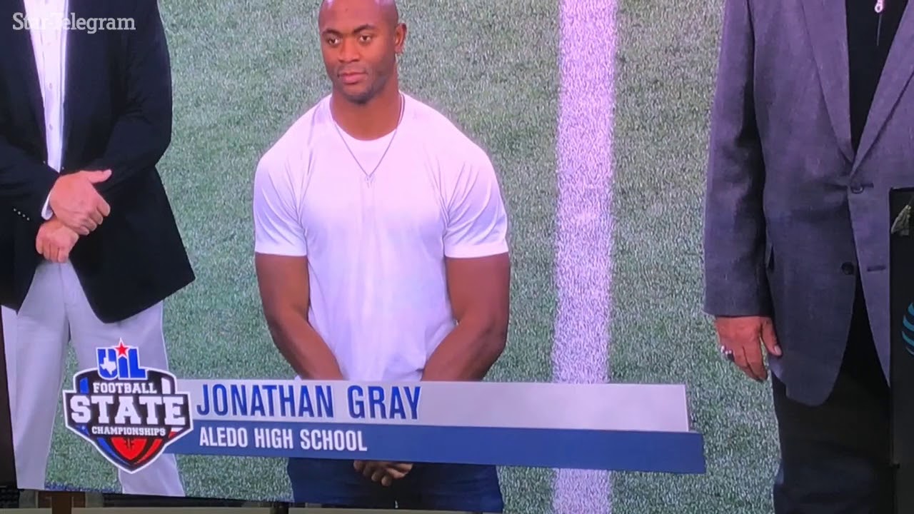 Johnathan Gray recognized after Aledo game - YouTube