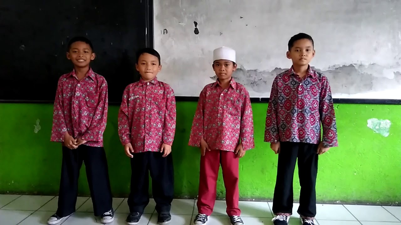 Lagu "ROTIKU" Cipt. A.T. Mahmud. Kelas 3 SDN 213 Bandung. - YouTube