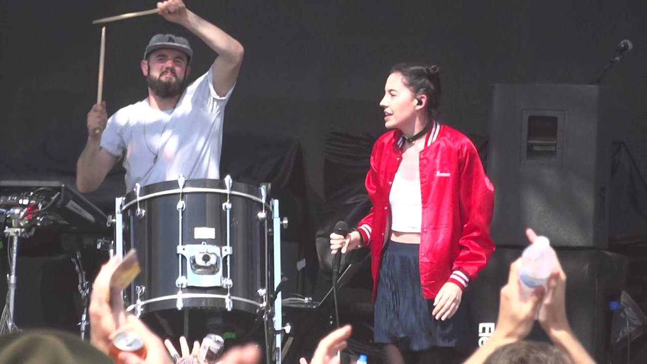 Bishop Briggs - River - Live at Mo Pop Festival in Detroit, MI on 7-23 ...