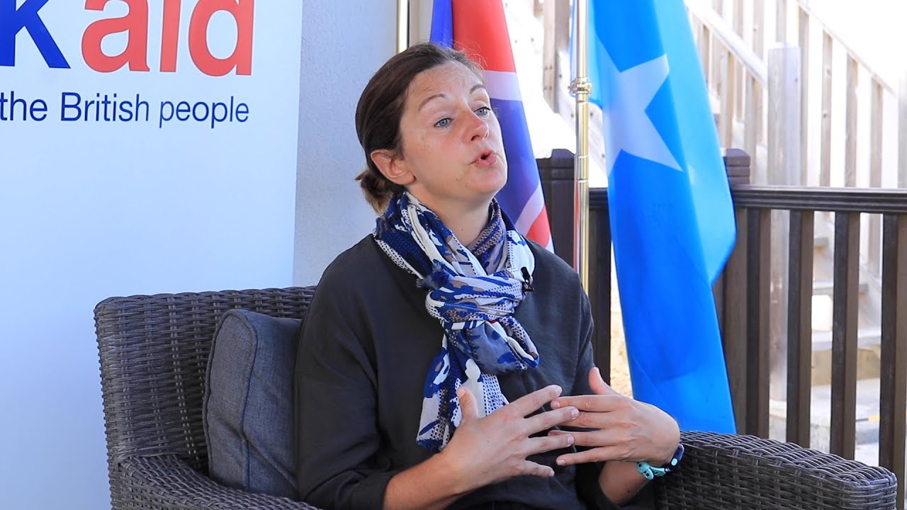 WAREYSI : Qaybta Kowaad Safiirka UK ee Soomaaliya Kate Foster ay kaga ...