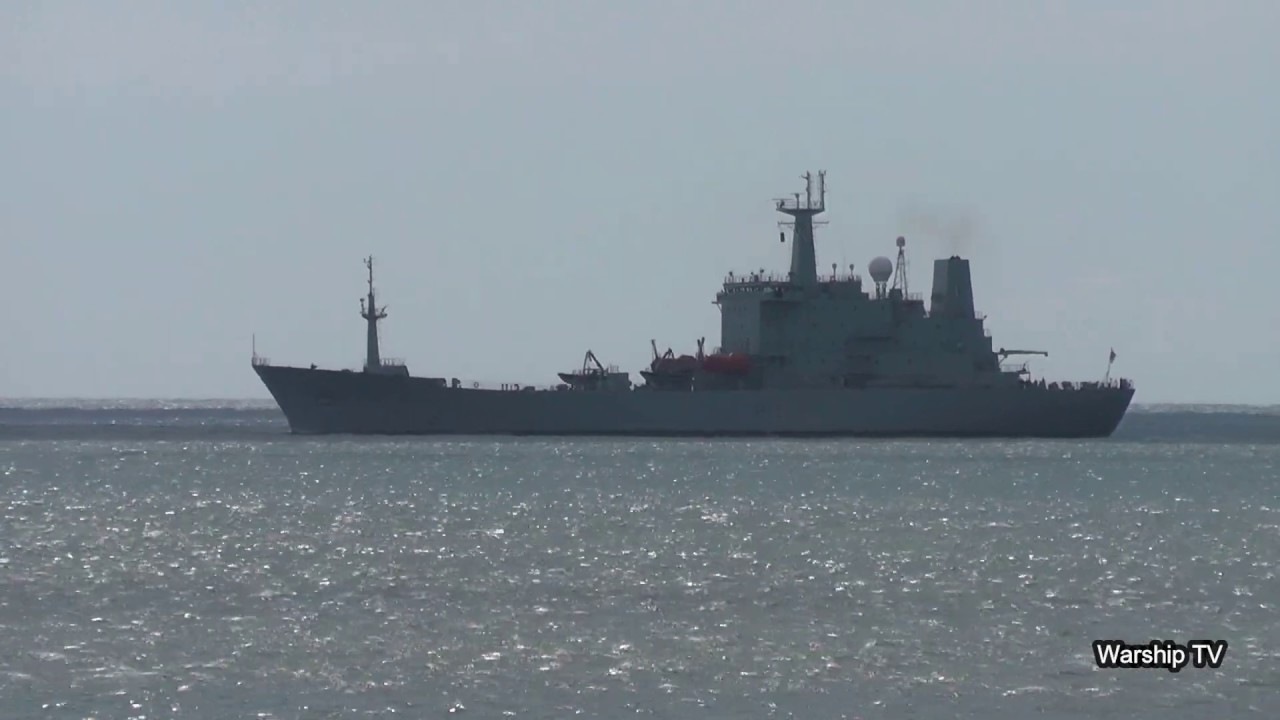 ROYAL NAVY SURVEY SHIP HMS SCOTT H131 IN PLYMOUTH SOUND PREPARES TO ...