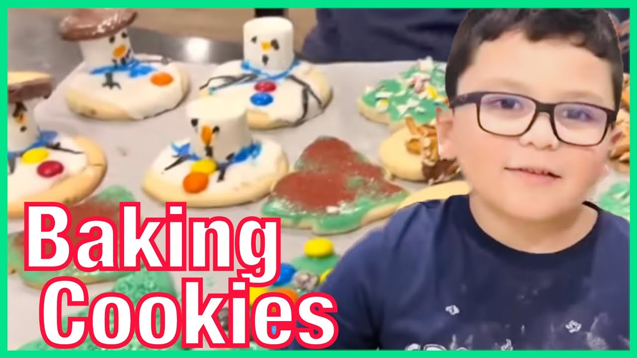 Baking Yummy Christmas Cookies - YouTube