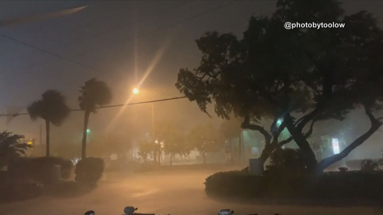 VIDEO | Hurricane Ian pounds Florida with 155 mph winds as landfall ...