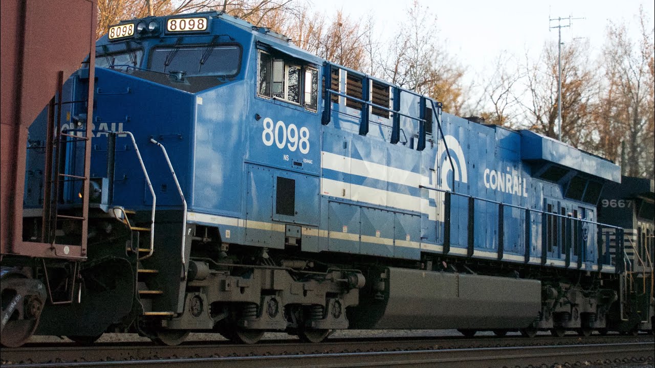 Railfanning @ Allentown, PA: NS H44 with two NS SD60Es and NS 67D with #8098 (Conrail Heritage ...