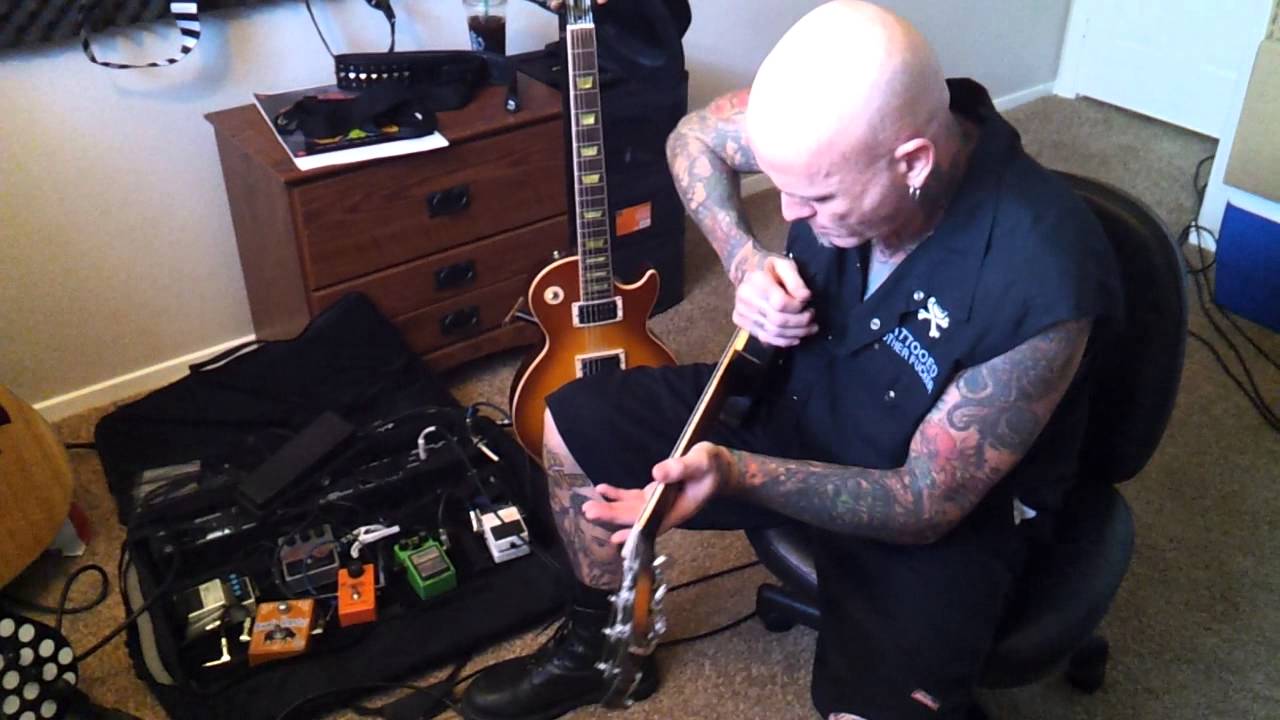 Dirk Vermins solo on Roach.mp4 - YouTube