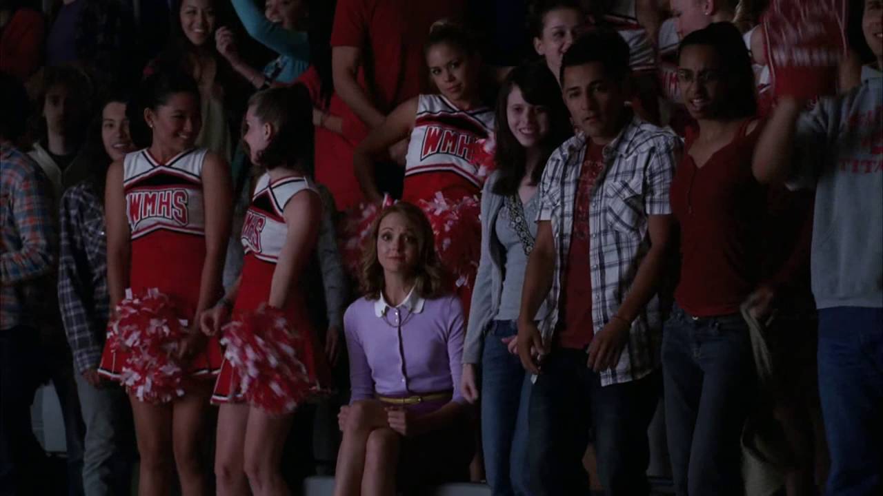 GLEE Full Performance of Toxic - YouTube