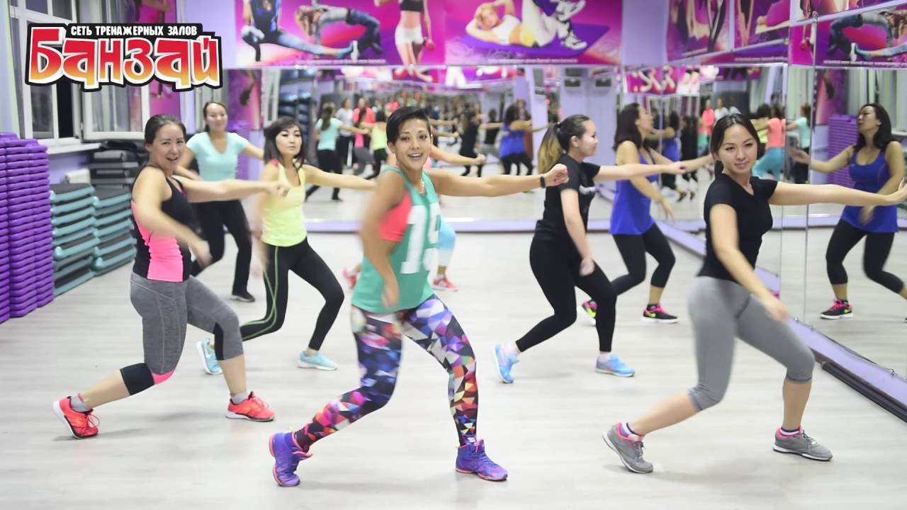 Banzai Dance - YouTube