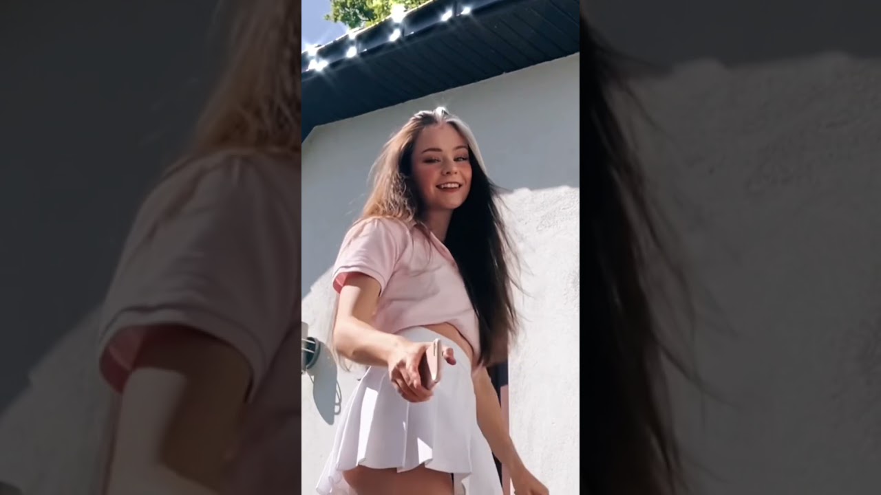 Leg Reveal🥰😳??! - YouTube