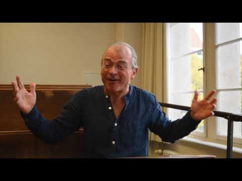 A conversation with Seth Lloyd - YouTube