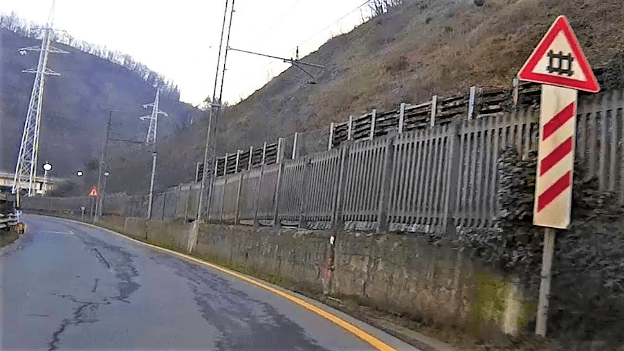 1° passaggio a livello SP 456 da Ovada dir. passo del Turchino # ...