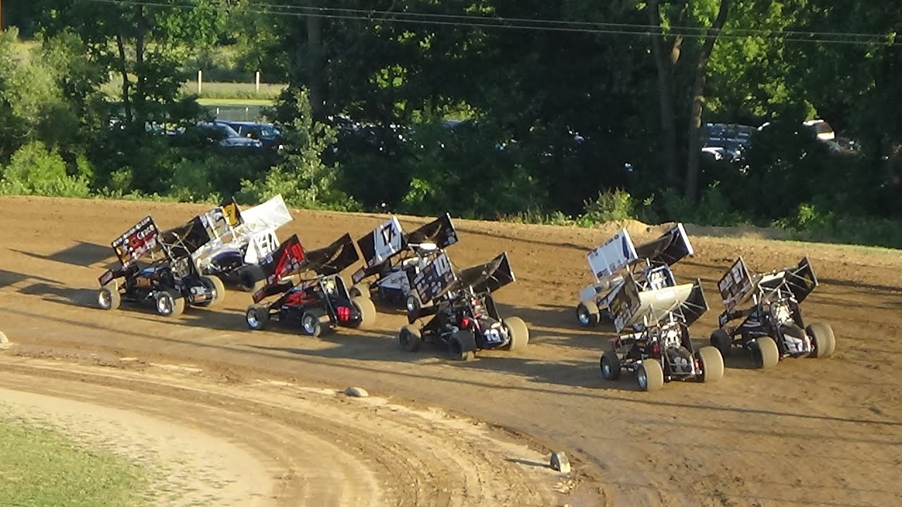 Sprints On Dirt Heat Race #2 at Crystal Motor Speedway, Michigan on 07 ...