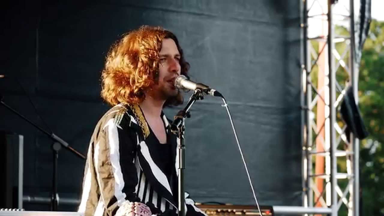 Benjamin Bloom - Last Man On Earth - Ipswich Music Day 2015 - YouTube