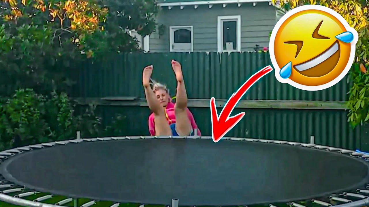 TRY NOT TO LAUGH 😂 Best Funny Video Compilation 🤣🤪😅 Memes PART 10 - YouTube