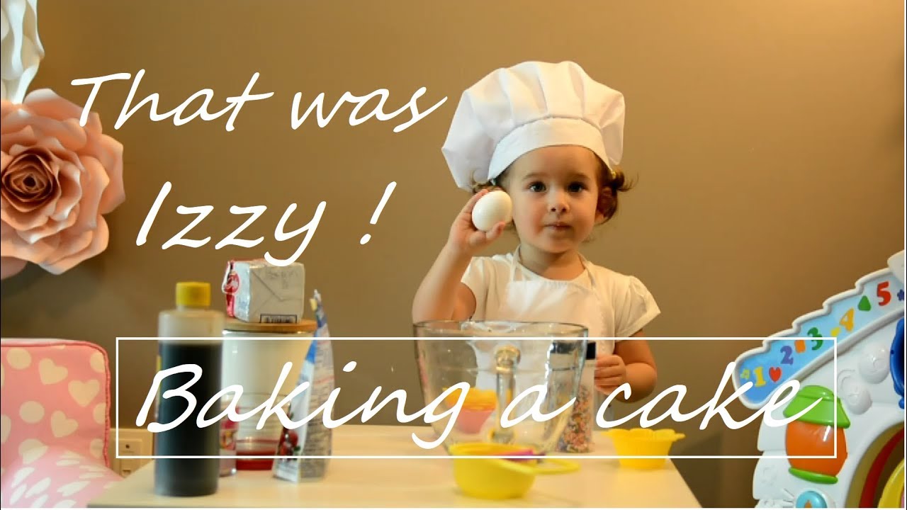 DIY How to bake a cake pretend play with a 2 year old ! - YouTube