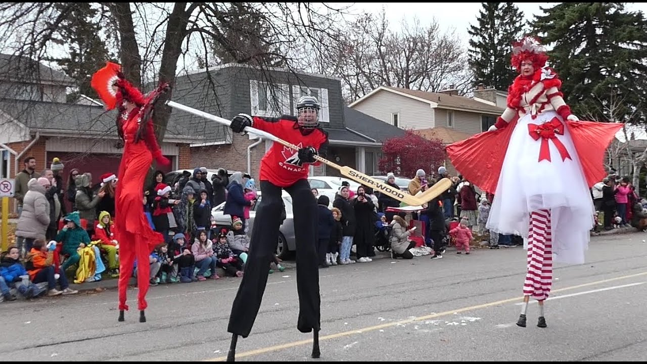 Juggler Pickering Santa Claus Parade 2025. #shamshermannbti - YouTube