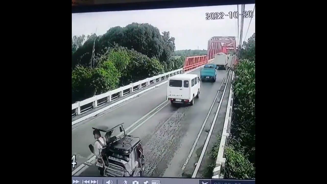 Video of the bridge collapse in Wawa Bridge, Bayambang, Pangasinan. 😮 - YouTube