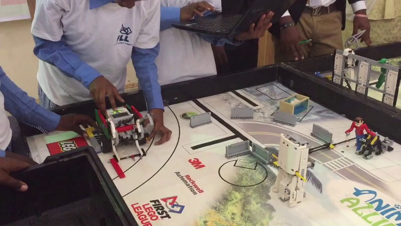 Lego Robot Competition - YouTube