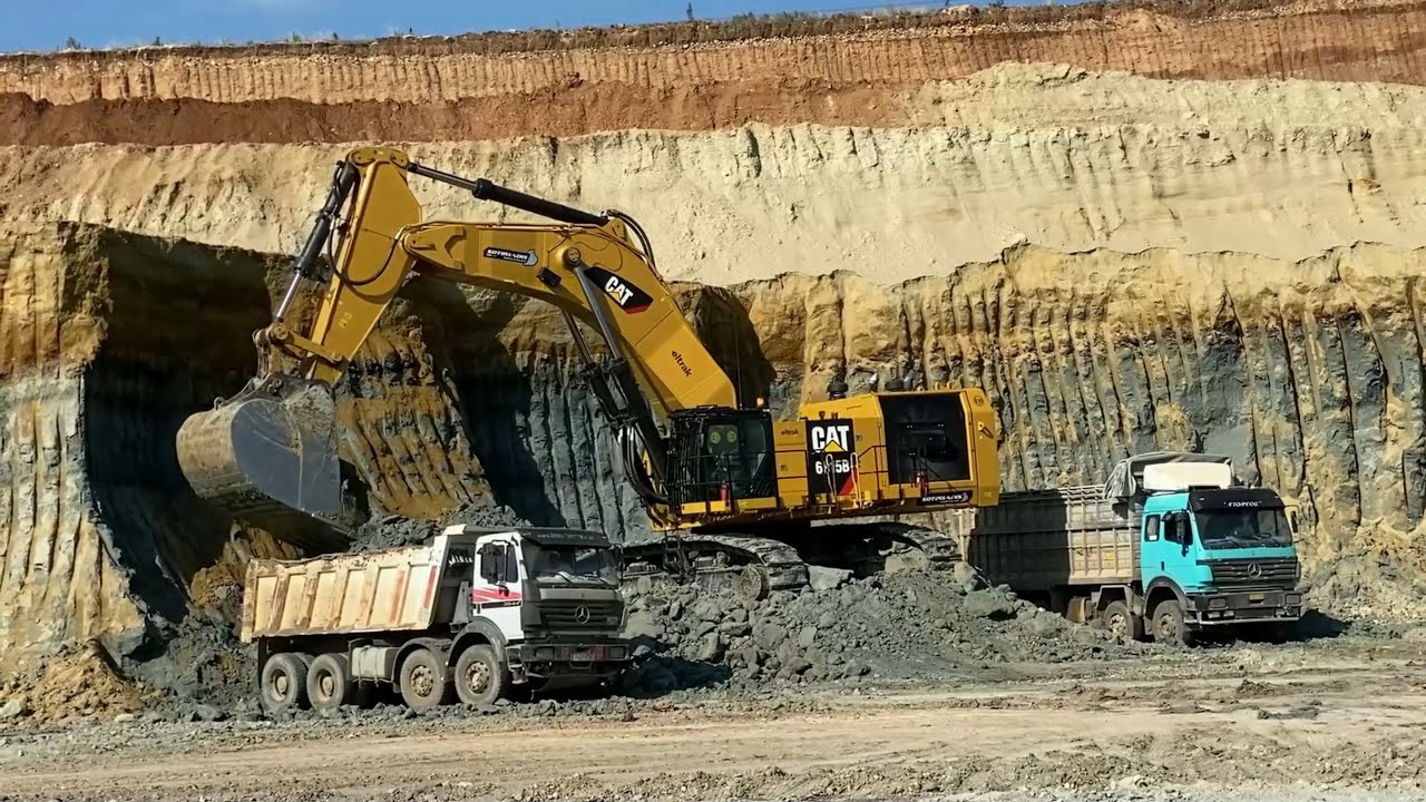 Mining Excavators , Wheel Loaders, Construction And Mining Sites ...