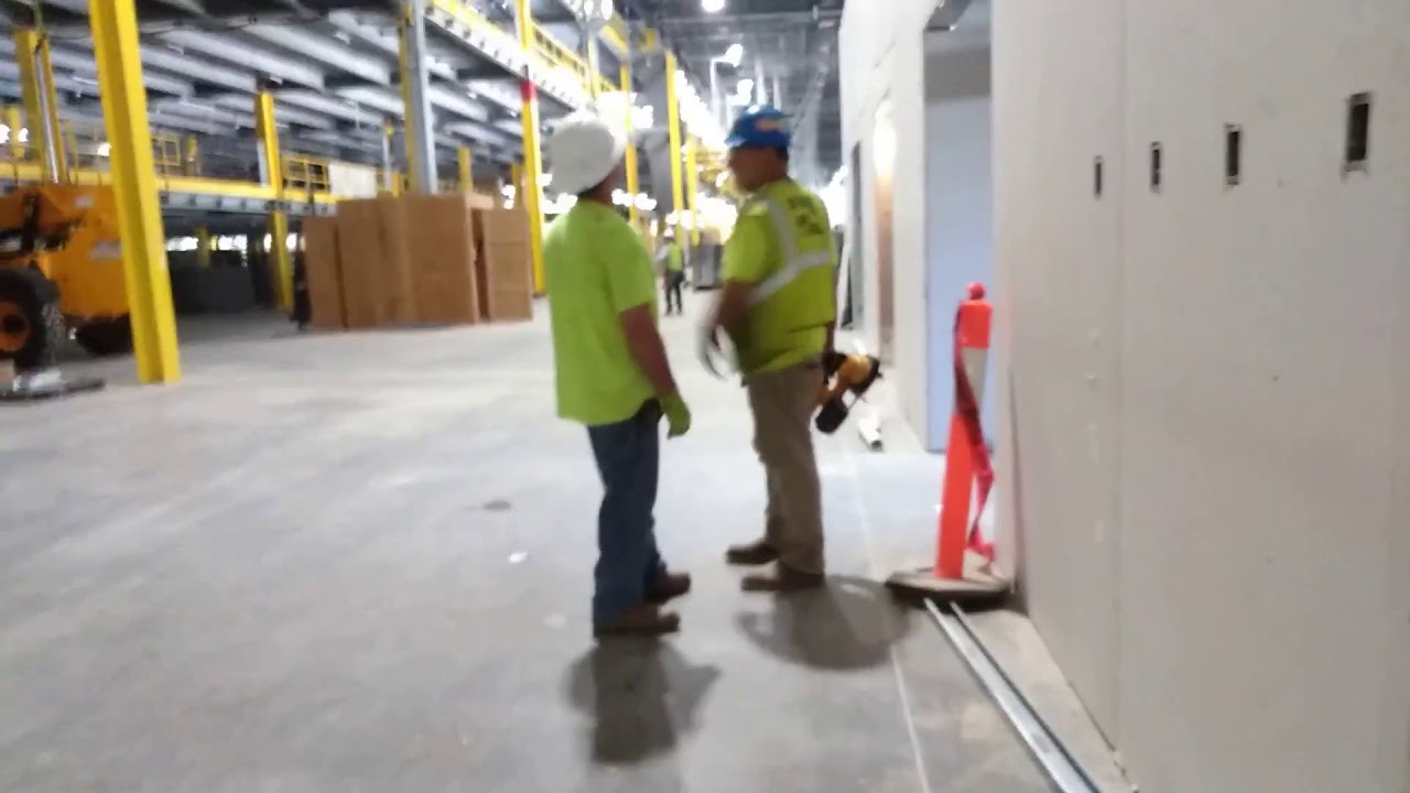 Pipe It Up: Plumbing Construction - Extras - YouTube