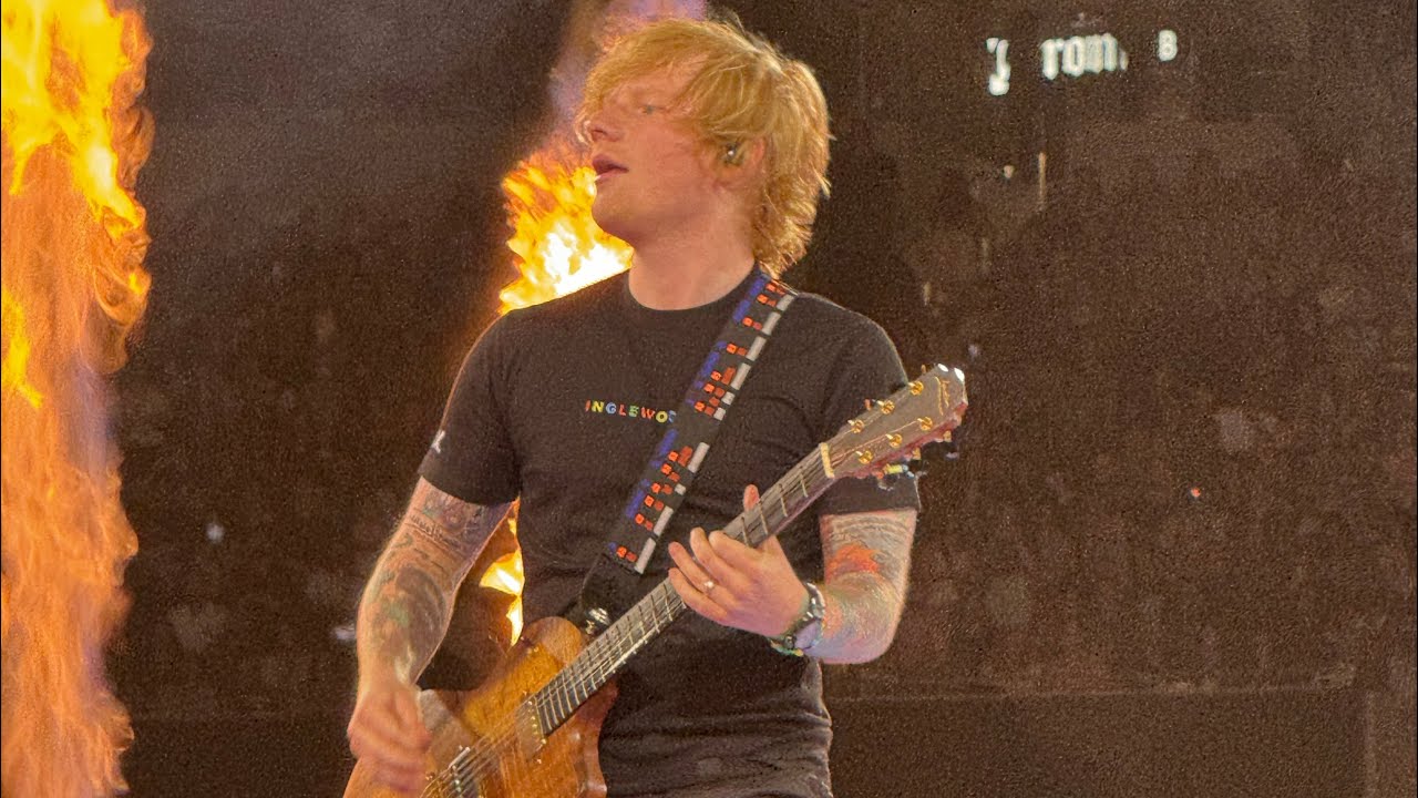 Ed Sheeran - Perfect - Live at SoFi Stadium for The +–=÷× Tour - 4k ...