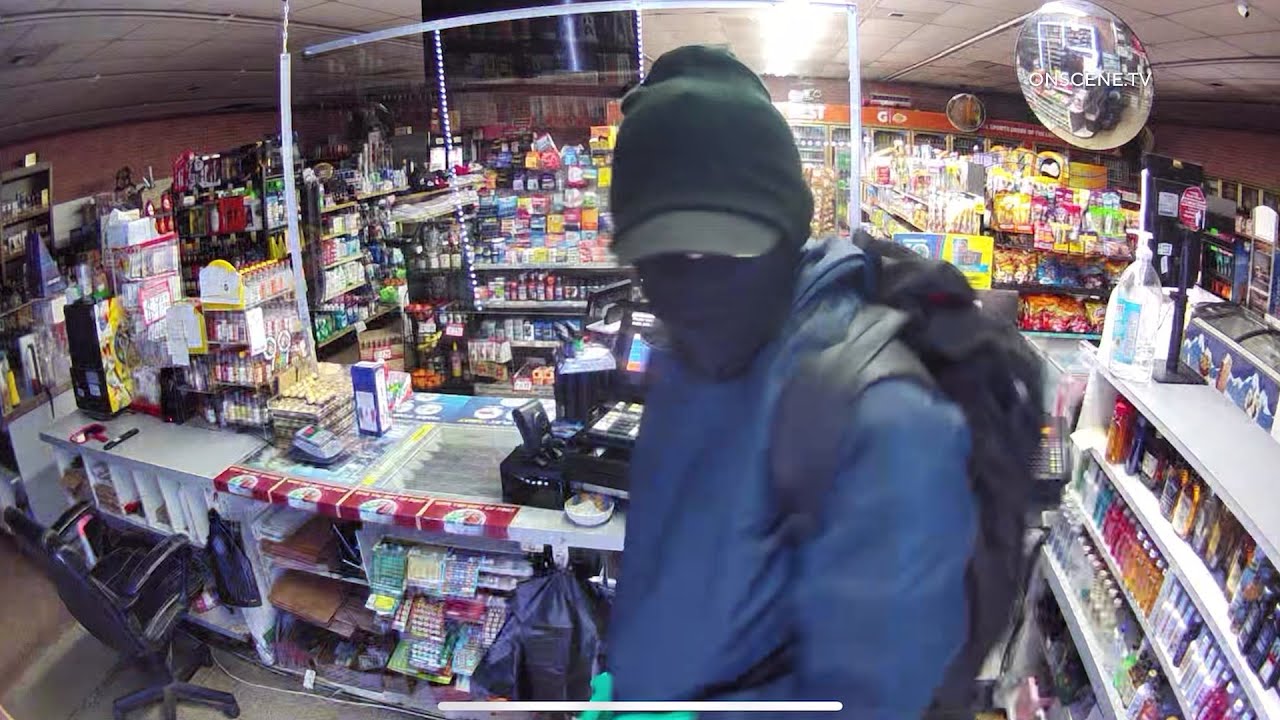 Burglary Suspects Caught on Camera Stealing Thousands - YouTube