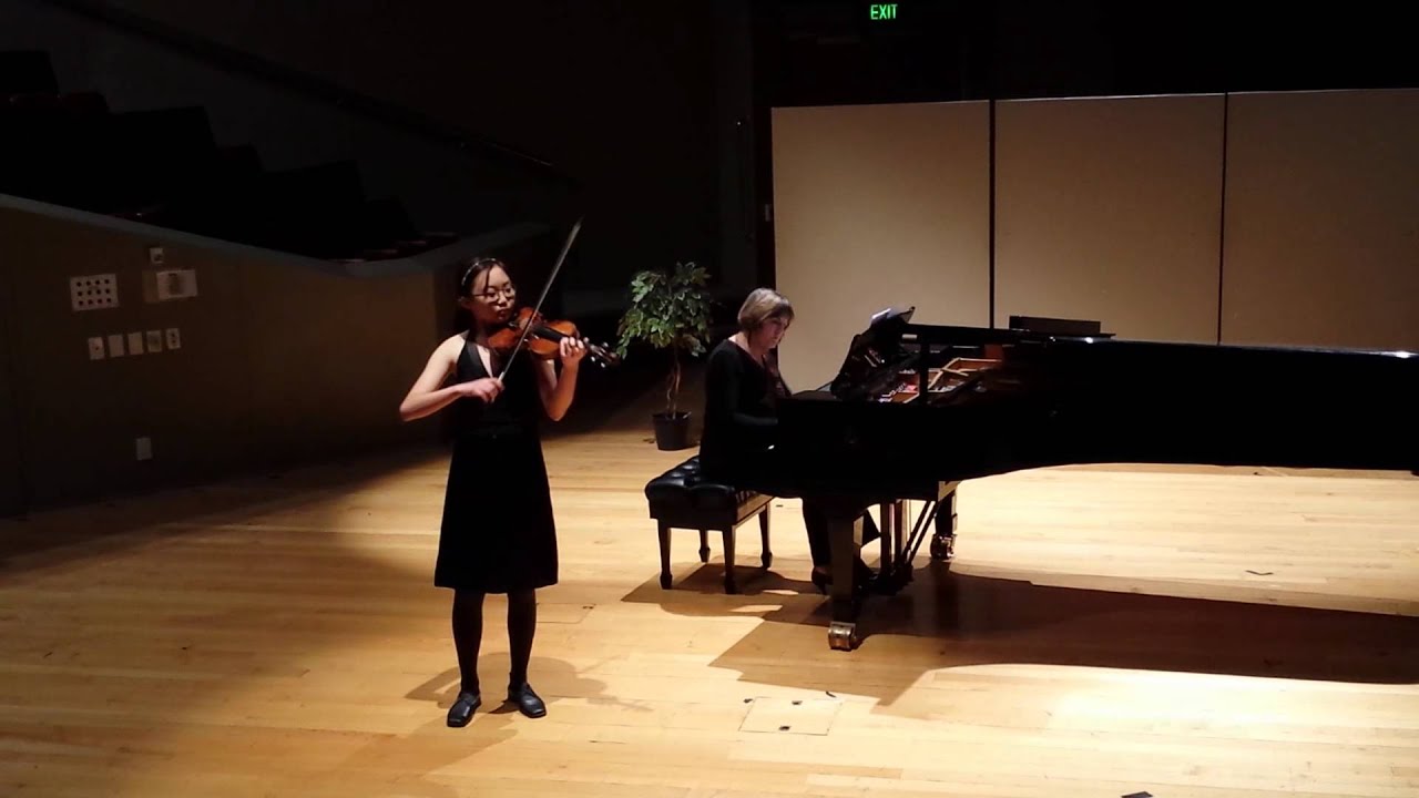 Esther Oh - J. Bach, Violin Concerto in a Minor, BWV 1041 Allegro - YouTube