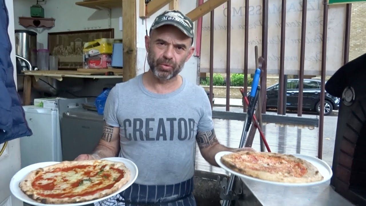 How to avoid the mozzarella burn on the Pizza(. Maestro. Massimo ...