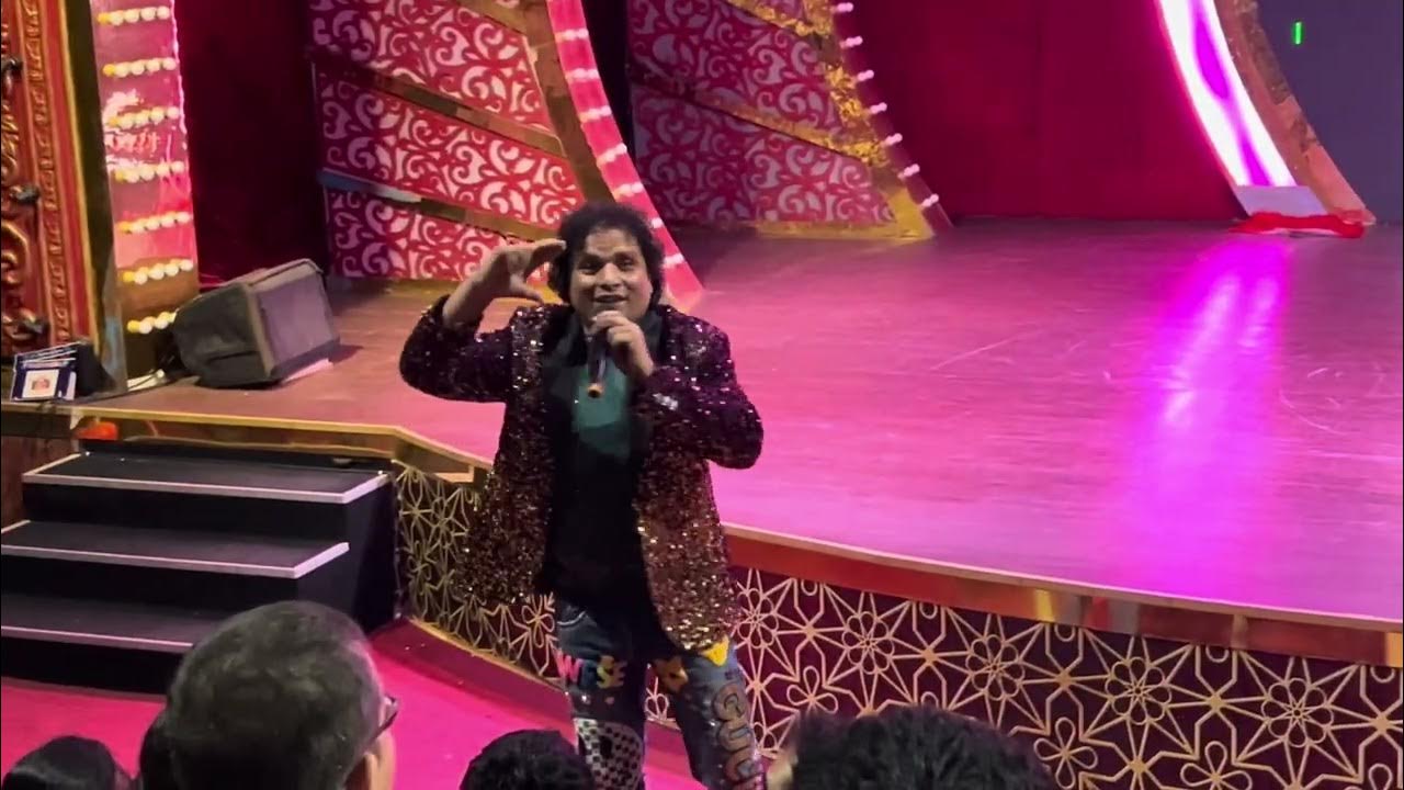 MUMBAI LAUGHTER COMEDY SHOW - YouTube