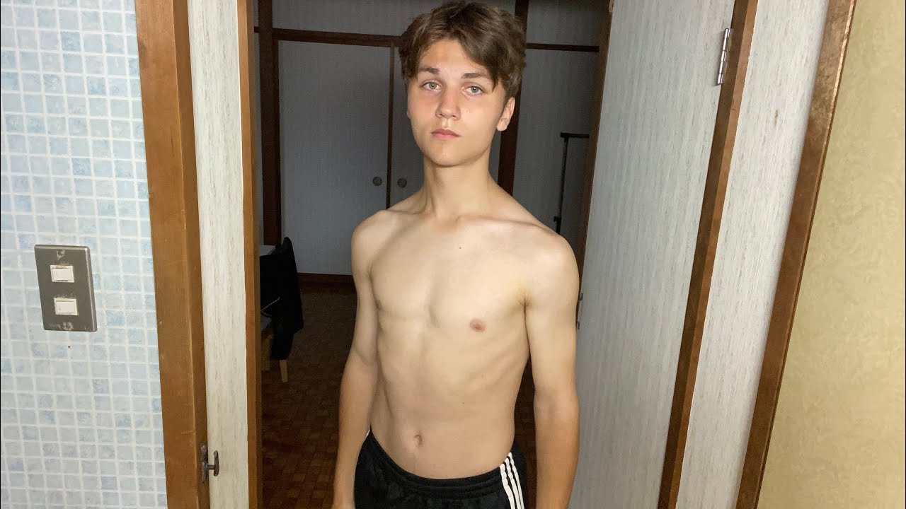 My 1 month body transformation skinny to muscular (from 58 to 74 kg ...