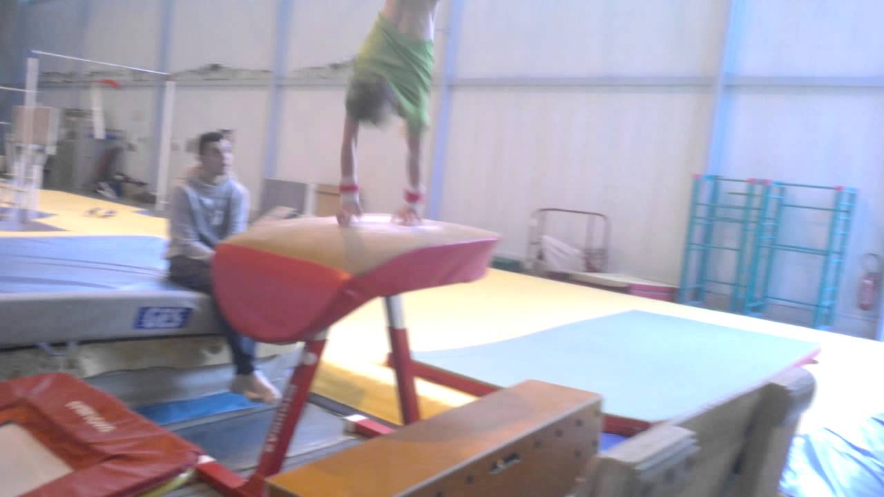 Tsukahara Gym Saut De Cheval - YouTube