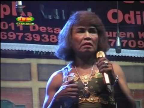 Ingin Tertawa jngan lewatkan...Lenong Betawi...madih.maja.malih.h.bolot.dkk