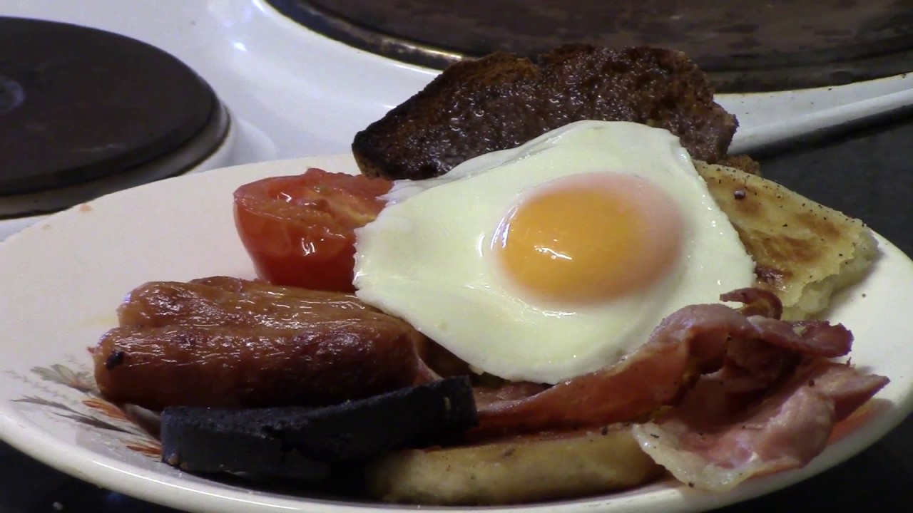 Wee Fry (Irish breakfast) | Derry Dinners #12 - YouTube