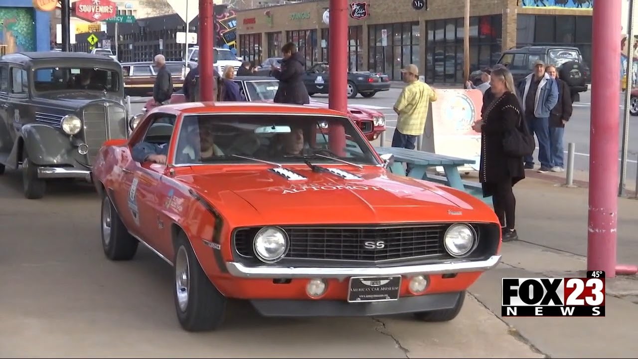 Video: Vintage cars roll through Tulsa as part of Route 66 centennial ...