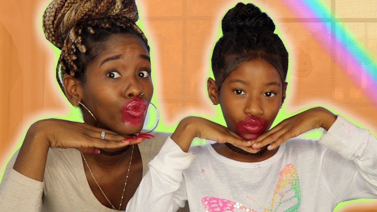 100 LAYERS OF LIPSTICK 😱 (MOMMY & DAUGHTER) | LACY'S FILES - YouTube