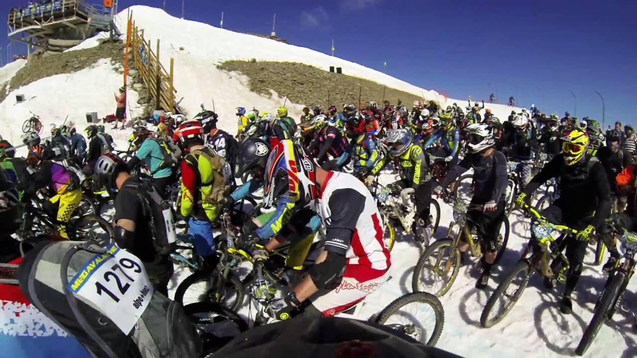 Mégavalanche 2016 - Alpe d'huez - YouTube