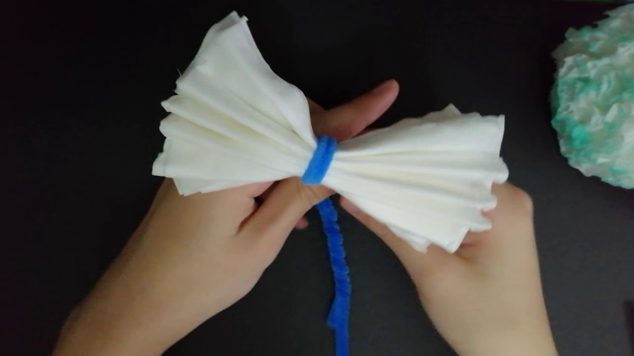 The super tissue paper ball - YouTube