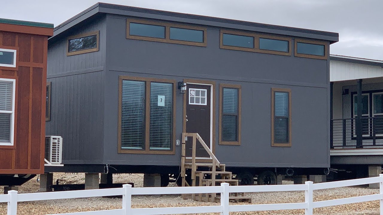 MODERN MONOSLOPE Tiny Home w/full size appliances, walkin tile shower ...