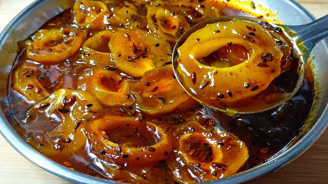 स्वादिष्ट और खट्टी कच्छे आम की लौंजी इस तरीके से बनाओगे तो उंगलियां ...