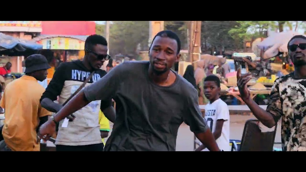 ZidaMoh - Magnambougou Tournant (Clip officiel) - YouTube
