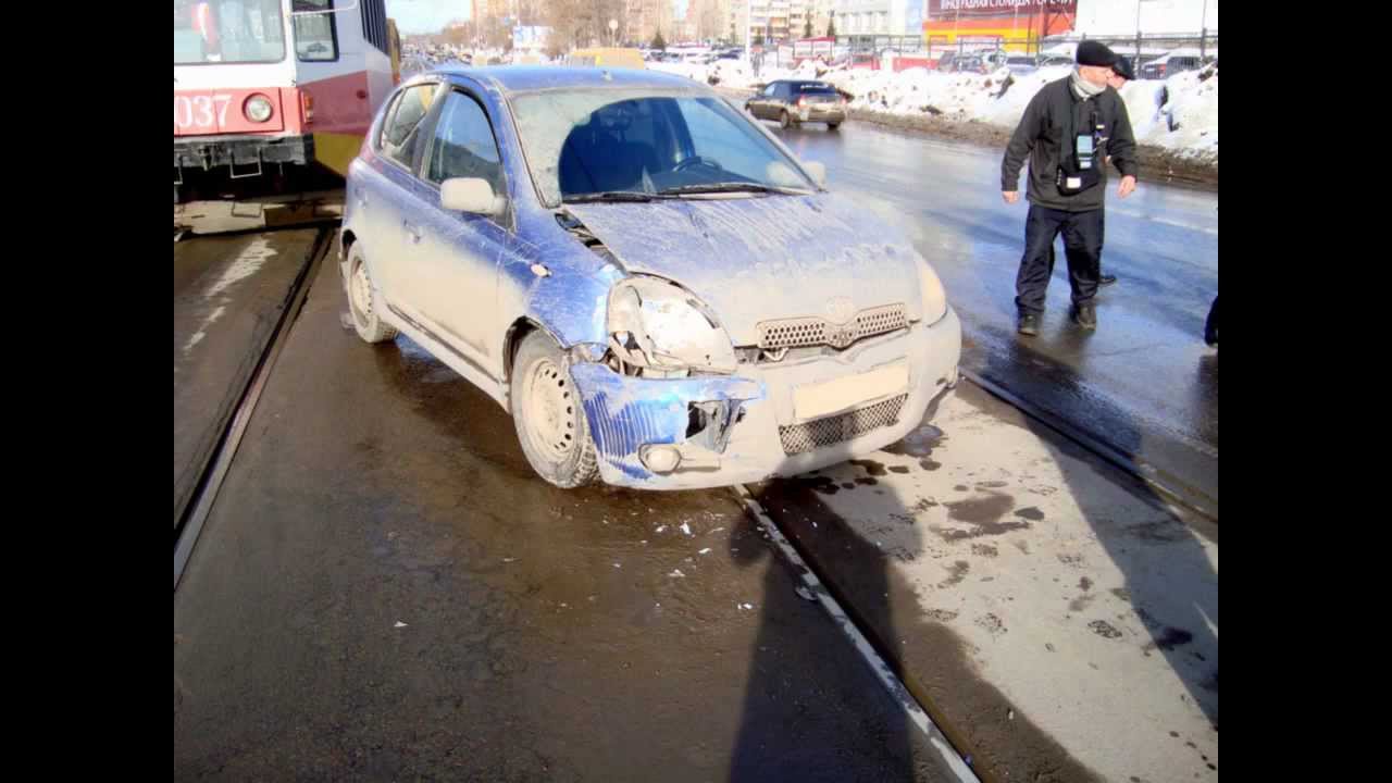 NEW car accident in Russia!!Toyota Yaris crash!SSangyong Musso crash ...