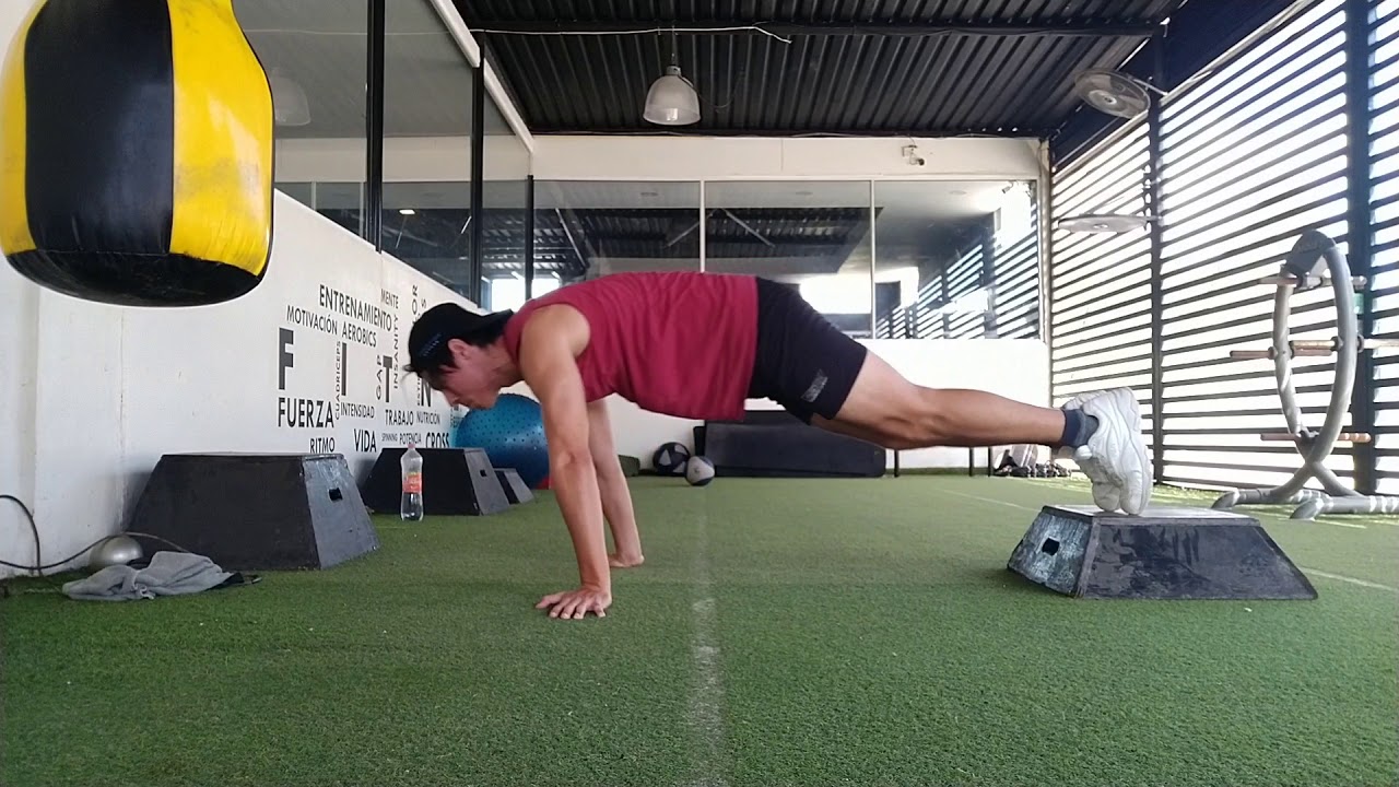 Lean Forward Plank - YouTube