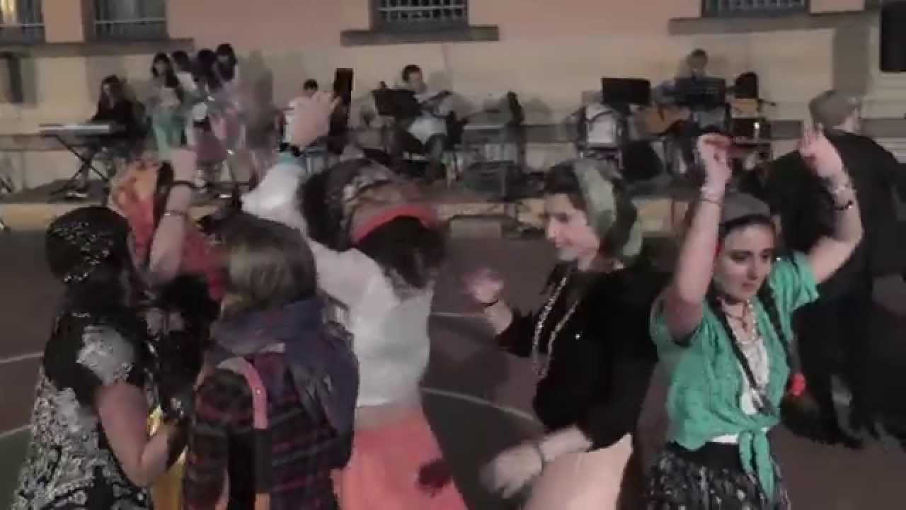 2 ΓΥΜΝΑΣΙΟ ΜΥΤΙΛΗΝΗΣ- ΓΙΟΡΤΗ ΛΗΞΗΣ 2015, 2/7 («Λατέρνα, φτώχεια και ...