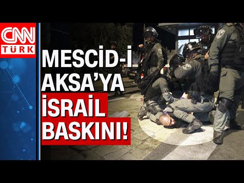 İşgalci İsrail Mescidi-i Aksa'daki Müslümanlara saldırdı!