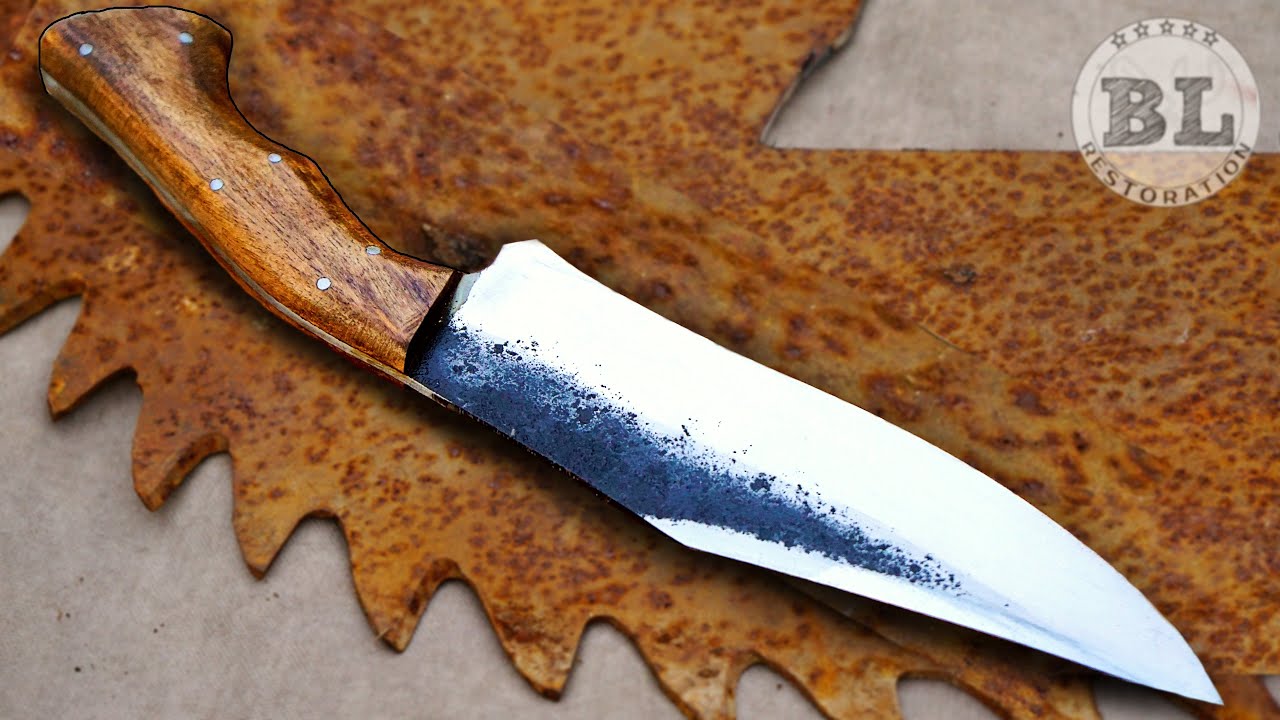 Making a Bowie knife from an Old Saw Blade - YouTube